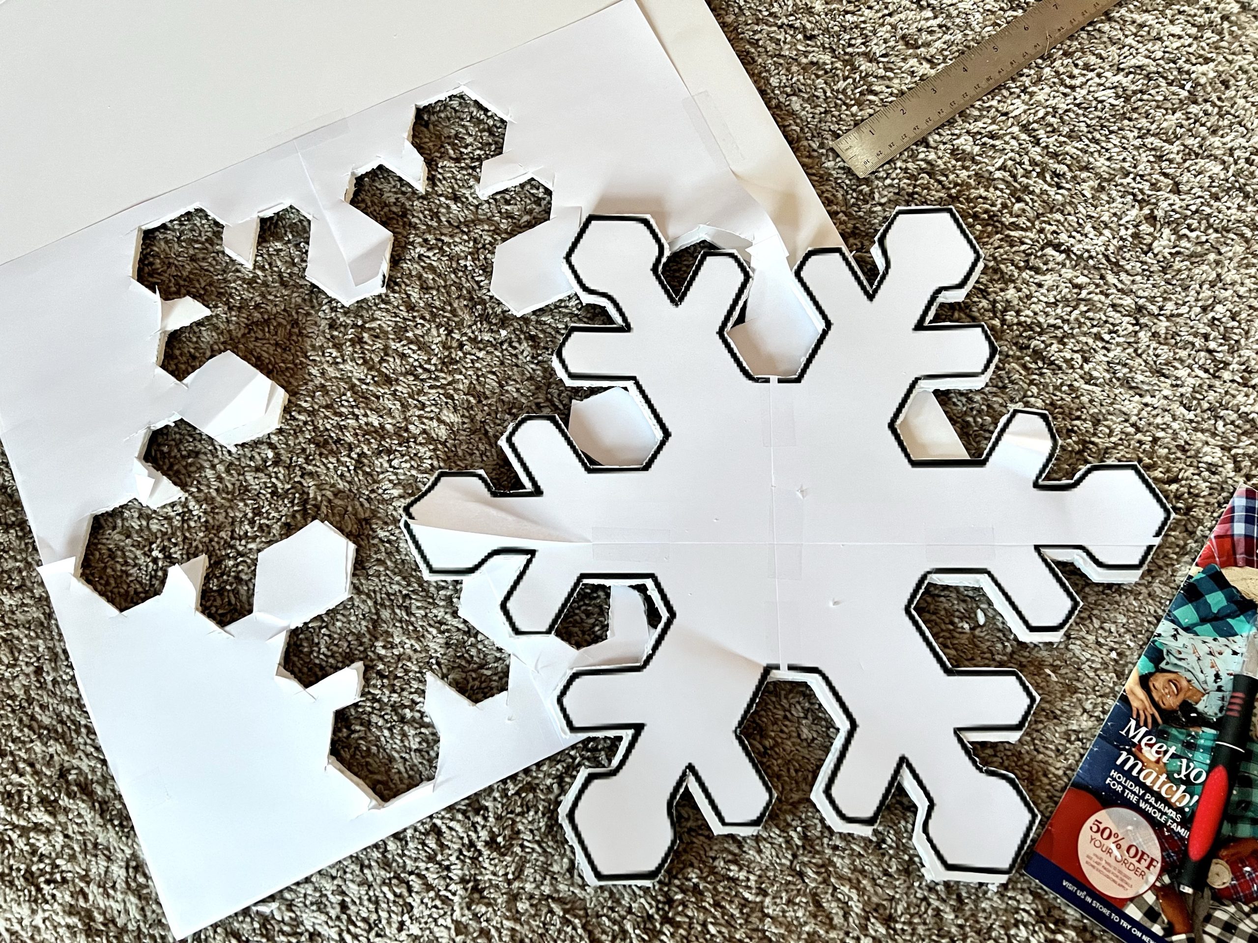 DIY Snowflake Sign - Katieish