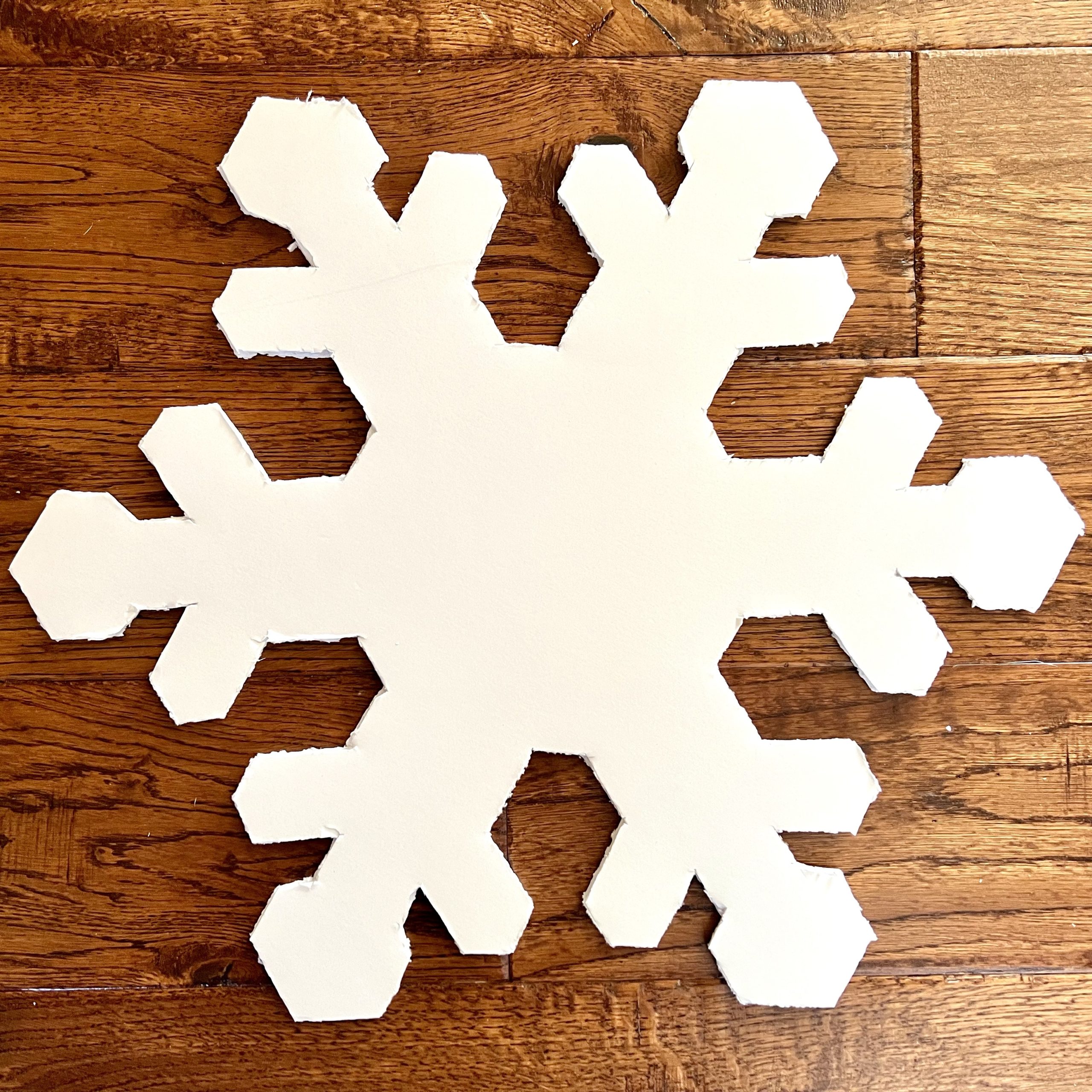 DIY Snowflake Sign - Katieish