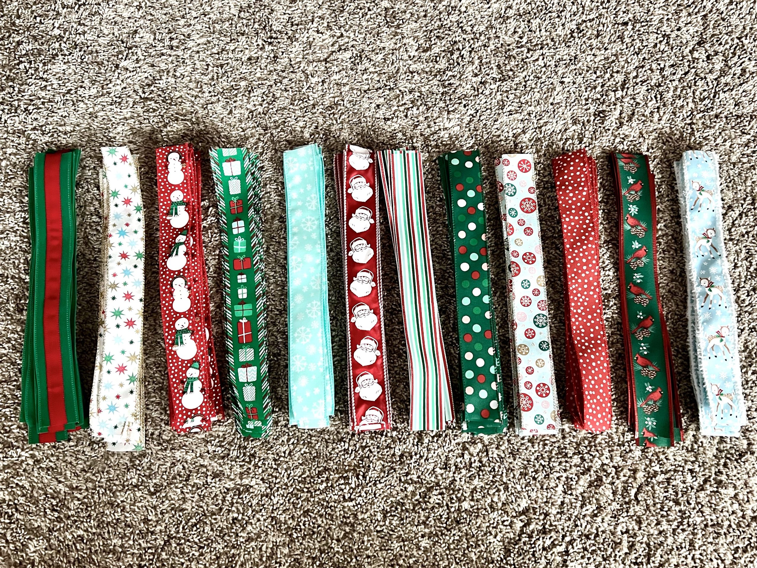 DIY Christmas Ribbon Garland - Katieish